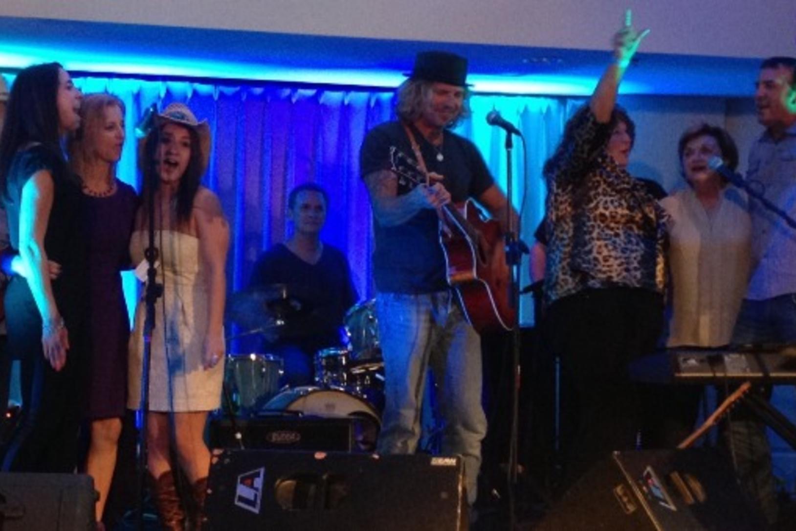 FOX FOTO FRIDAY: Countrified Rock for Research Celebrates 10th ...