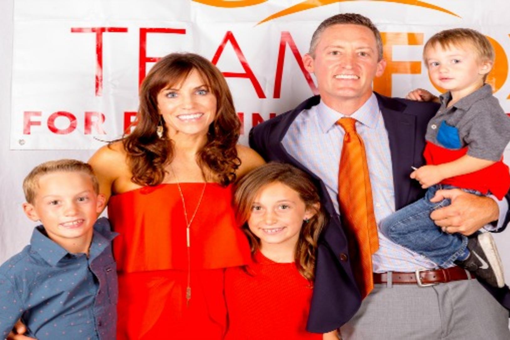 Embracing Every Day: The Vedder Family Tees Up PD Fundraising ...